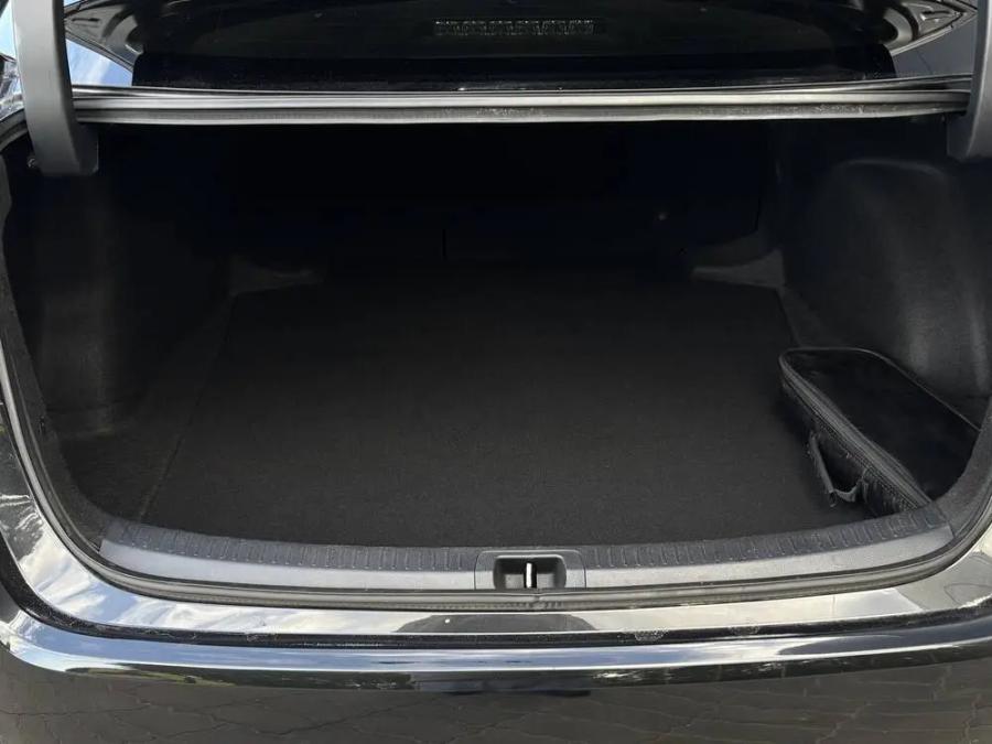 Melns Toyota Corolla 2019 Rīga, ar dzinēja tilpumu 1.60 L un nobraukumu 136 tūkst. km par 13745 €, foto 22 vietnē AUTOMOTO.COM.LV