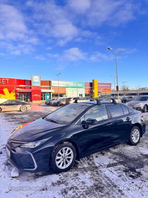 Black Toyota Corolla 2020 in Tallinn, with an engine capacity of 1.60 L and mileage of 52 thousand km for 19000 €, photo 7 on AUTOMOTO.COM.LV