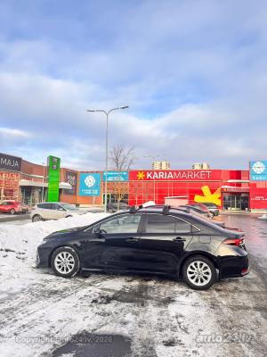 Black Toyota Corolla 2020 in Tallinn, with an engine capacity of 1.60 L and mileage of 52 thousand km for 19000 €, photo 11 on AUTOMOTO.COM.LV