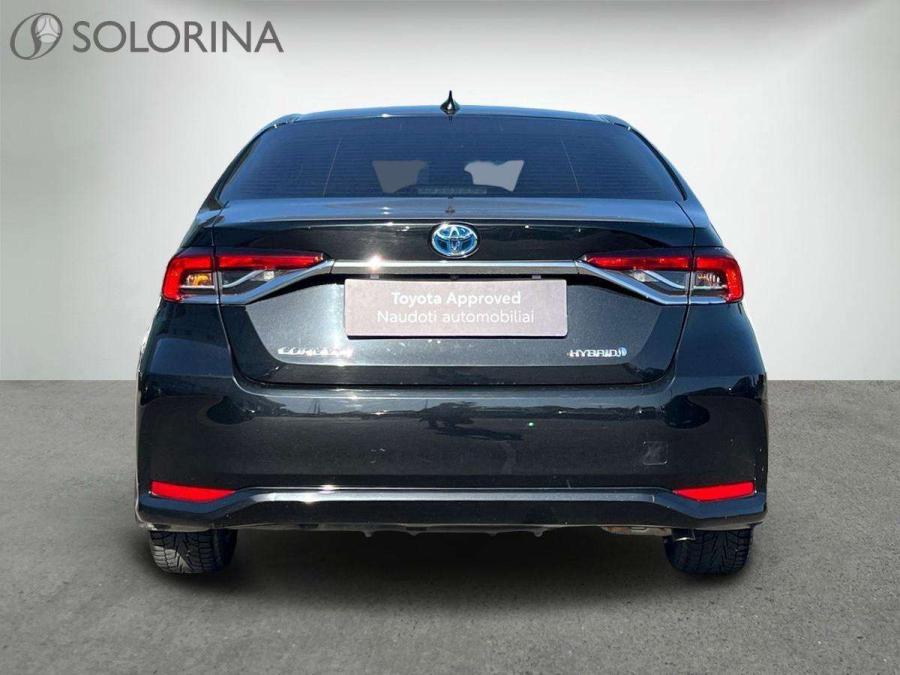 Black Toyota Corolla 2020 in Klaipeda, with an engine capacity of 1.80 L and mileage of 105 thousand km for 18500 €, photo 5 on AUTOMOTO.COM.LV