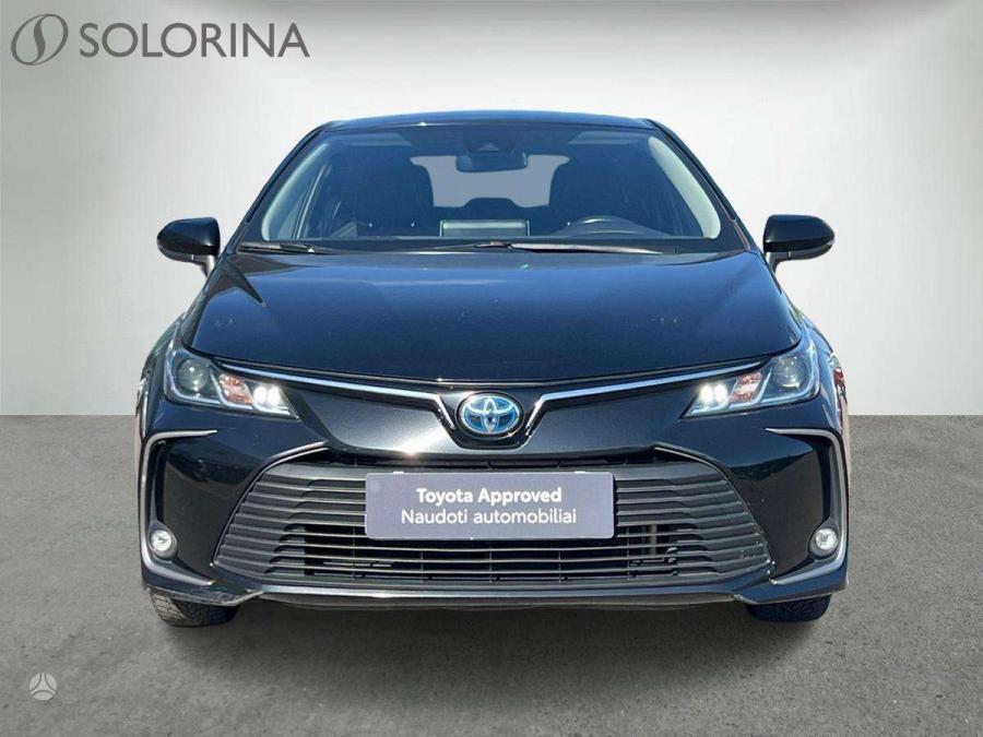 Black Toyota Corolla 2020 in Klaipeda, with an engine capacity of 1.80 L and mileage of 105 thousand km for 18500 €, photo 6 on AUTOMOTO.COM.LV