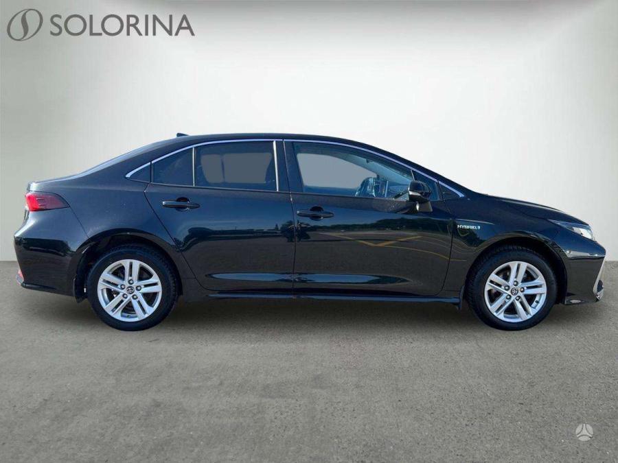 Black Toyota Corolla 2020 in Klaipeda, with an engine capacity of 1.80 L and mileage of 105 thousand km for 18500 €, photo 17 on AUTOMOTO.COM.LV