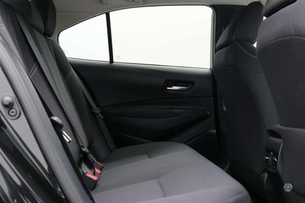 Melns Toyota Corolla 2020 Viļņa, ar dzinēja tilpumu 1.80 L un nobraukumu 64 tūkst. km par 18900 €, foto 10 vietnē AUTOMOTO.COM.LV