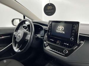 Black Toyota Corolla 2020 in Vilnius, with an engine capacity of 1.80 L and mileage of 100 thousand km for 17900 €, photo 15 on AUTOMOTO.COM.LV