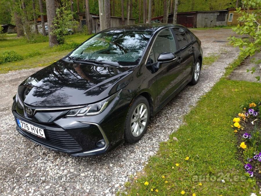 Melns Toyota Corolla 2021 Tallina, ar dzinēja tilpumu 1.50 L un nobraukumu 100 tūkst. km par 16490 €, foto 2 vietnē AUTOMOTO.COM.LV