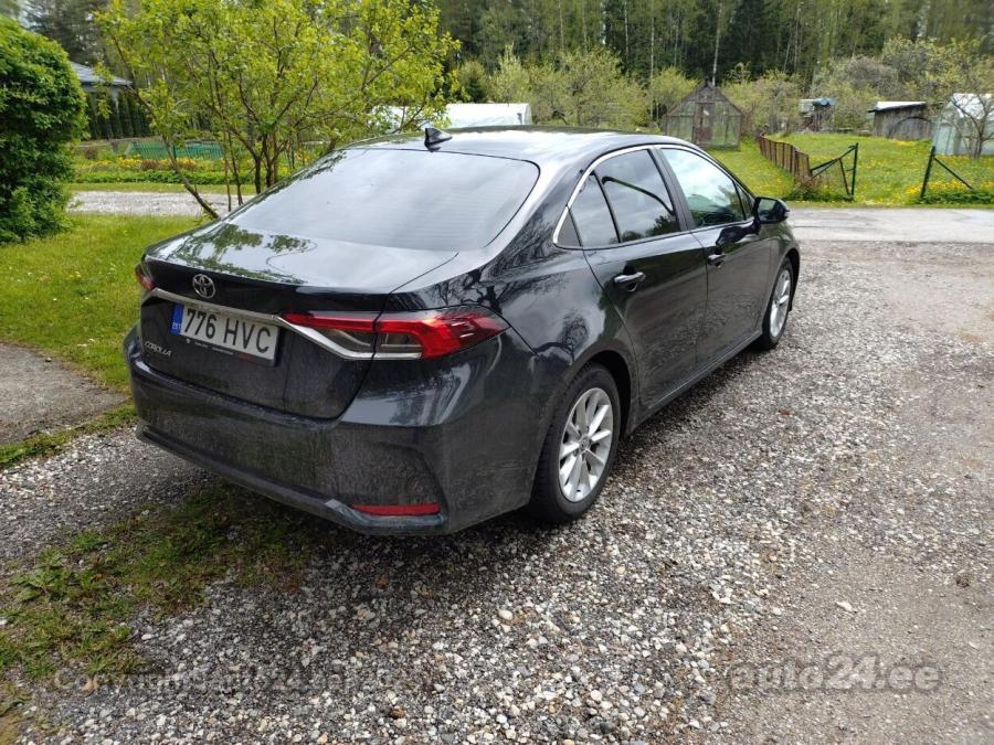 Melns Toyota Corolla 2021 Tallina, ar dzinēja tilpumu 1.50 L un nobraukumu 100 tūkst. km par 16490 €, foto 4 vietnē AUTOMOTO.COM.LV