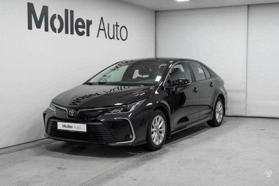 Melns Toyota Corolla 2021 Viļņa, ar dzinēja tilpumu 1.50 L un nobraukumu 111 tūkst. km par 15900 €, foto 1 vietnē AUTOMOTO.COM.LV