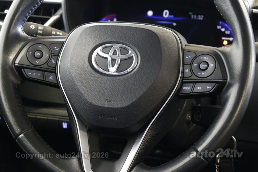 Melns Toyota Corolla 2021 Tallina, ar dzinēja tilpumu 1.49 L un nobraukumu 66 tūkst. km par 14990 €, foto 13 vietnē AUTOMOTO.COM.LV