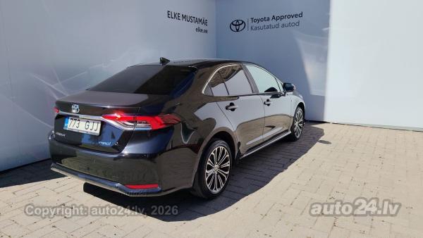 Melns Toyota Corolla 2021 Tallina, ar dzinēja tilpumu 1.80 L un nobraukumu 69 tūkst. km par 18995 €, foto 2 vietnē AUTOMOTO.COM.LV
