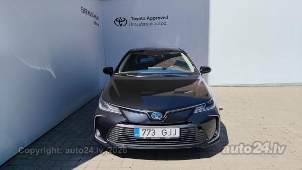 Melns Toyota Corolla 2021 Tallina, ar dzinēja tilpumu 1.80 L un nobraukumu 69 tūkst. km par 18995 €, foto 5 vietnē AUTOMOTO.COM.LV