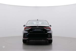 Black Toyota Corolla 2021 in Vilnius, with an engine capacity of 1.49 L and mileage of 66 thousand km for 16900 €, photo 6 on AUTOMOTO.COM.LV