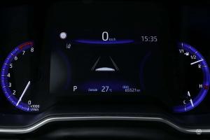 Black Toyota Corolla 2021 in Vilnius, with an engine capacity of 1.49 L and mileage of 66 thousand km for 16900 €, photo 15 on AUTOMOTO.COM.LV