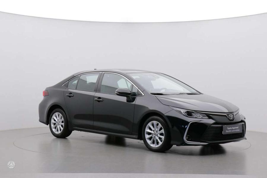 Black Toyota Corolla 2021 in Vilnius, with an engine capacity of 1.49 L and mileage of 66 thousand km for 16900 €, photo 20 on AUTOMOTO.COM.LV