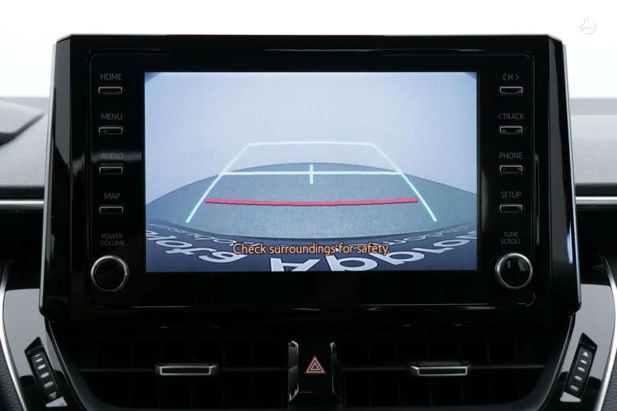 Black Toyota Corolla 2021 in Vilnius, with an engine capacity of 1.49 L and mileage of 66 thousand km for 16900 €, photo 21 on AUTOMOTO.COM.LV