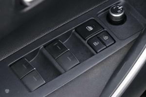 Melns Toyota Corolla 2021 Viļņa, ar dzinēja tilpumu 1.49 L un nobraukumu 197 tūkst. km par 12900 €, foto 23 vietnē AUTOMOTO.COM.LV