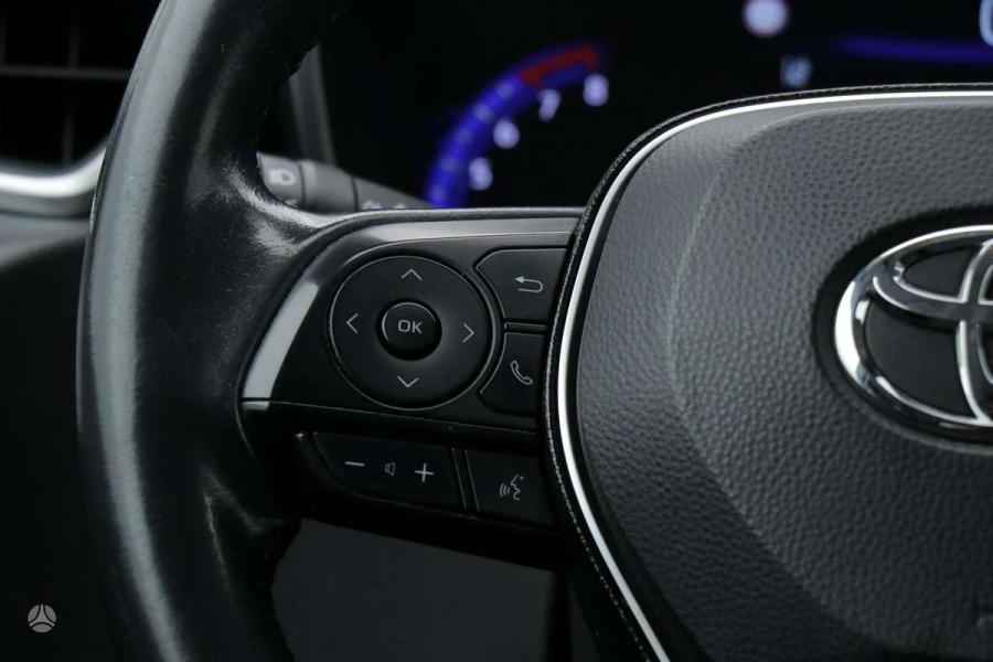 Melns Toyota Corolla 2021 Viļņa, ar dzinēja tilpumu 1.49 L un nobraukumu 197 tūkst. km par 12900 €, foto 26 vietnē AUTOMOTO.COM.LV