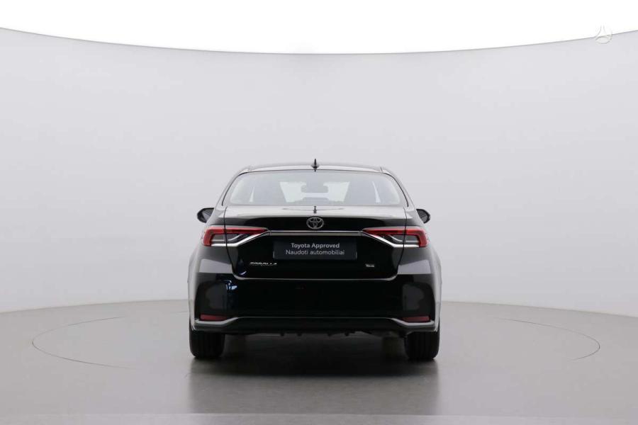 Melns Toyota Corolla 2021 Viļņa, ar dzinēja tilpumu 1.49 L un nobraukumu 66 tūkst. km par 16900 €, foto 6 vietnē AUTOMOTO.COM.LV