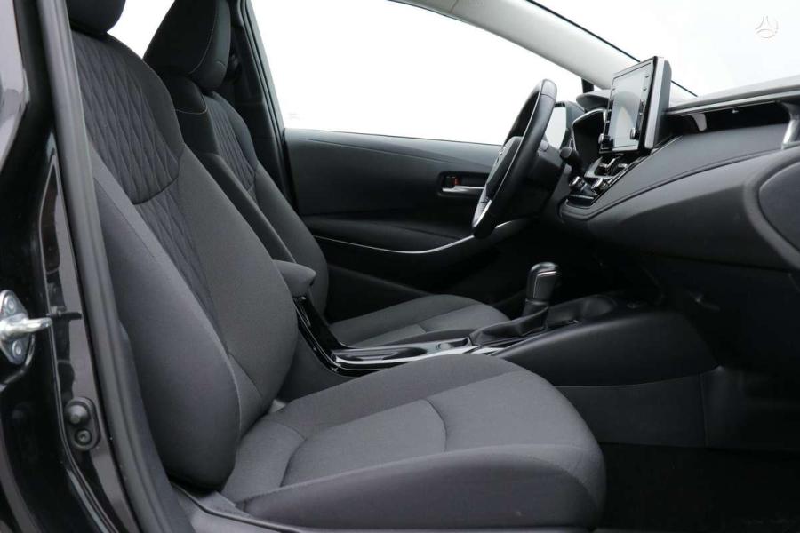 Melns Toyota Corolla 2021 Viļņa, ar dzinēja tilpumu 1.49 L un nobraukumu 66 tūkst. km par 16900 €, foto 10 vietnē AUTOMOTO.COM.LV