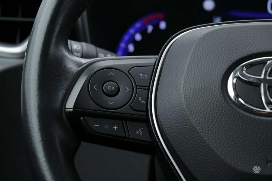 Melns Toyota Corolla 2021 Viļņa, ar dzinēja tilpumu 1.49 L un nobraukumu 66 tūkst. km par 16900 €, foto 26 vietnē AUTOMOTO.COM.LV