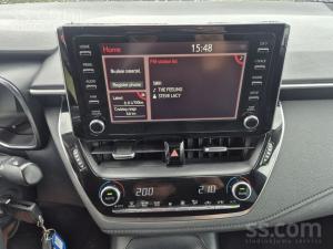 Black Toyota Corolla 2021 in Liepaja, with an engine capacity of 1.80 L and mileage of 186 thousand km for 14200 €, photo 14 on AUTOMOTO.COM.LV