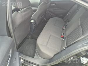 Black Toyota Corolla 2021 in Liepaja, with an engine capacity of 1.80 L and mileage of 186 thousand km for 14200 €, photo 18 on AUTOMOTO.COM.LV