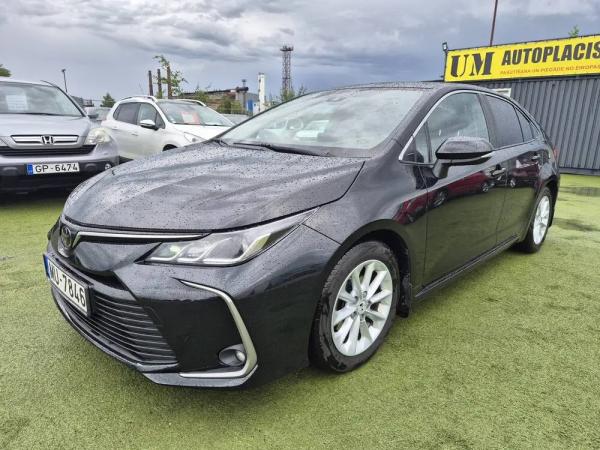 Black Toyota Corolla 2021 in Liepaja, with an engine capacity of 1.50 L and mileage of 186 thousand km for 14200 €, photo 1 on AUTOMOTO.COM.LV
