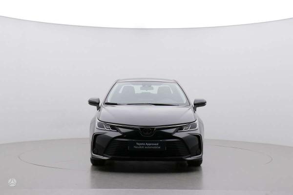 Melns Toyota Corolla 2022 Viļņa, ar dzinēja tilpumu 1.49 L un nobraukumu 23 tūkst. km par 19600 €, foto 6 vietnē AUTOMOTO.COM.LV