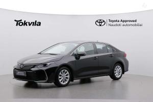 Melns Toyota Corolla 2022 Viļņa, ar dzinēja tilpumu 1.49 L un nobraukumu 23 tūkst. km par 19600 €, foto  vietnē AUTOMOTO.COM.LV