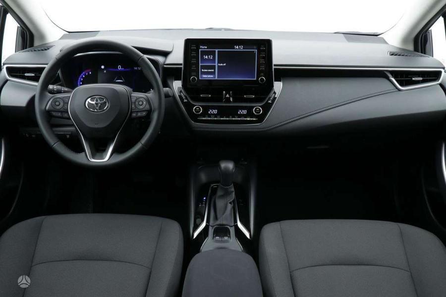 Black Toyota Corolla 2022 in Vilnius, with an engine capacity of 1.49 L and mileage of 23 thousand km for 19600 €, photo 8 on AUTOMOTO.COM.LV