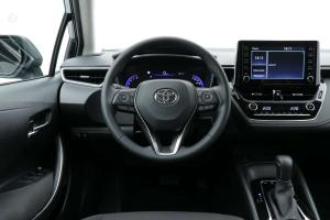 Black Toyota Corolla 2022 in Vilnius, with an engine capacity of 1.49 L and mileage of 23 thousand km for 19600 €, photo 9 on AUTOMOTO.COM.LV