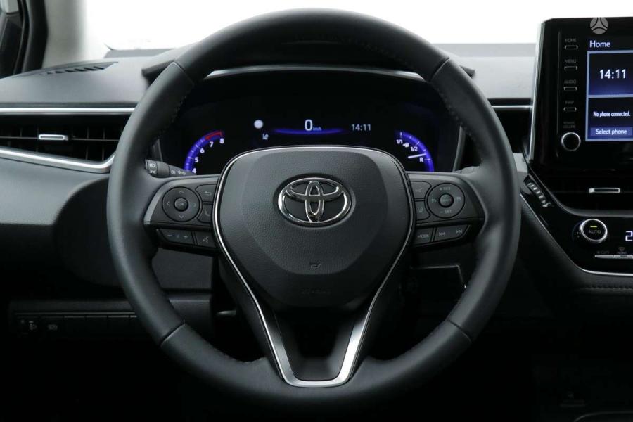 Black Toyota Corolla 2022 in Vilnius, with an engine capacity of 1.49 L and mileage of 23 thousand km for 19600 €, photo 14 on AUTOMOTO.COM.LV