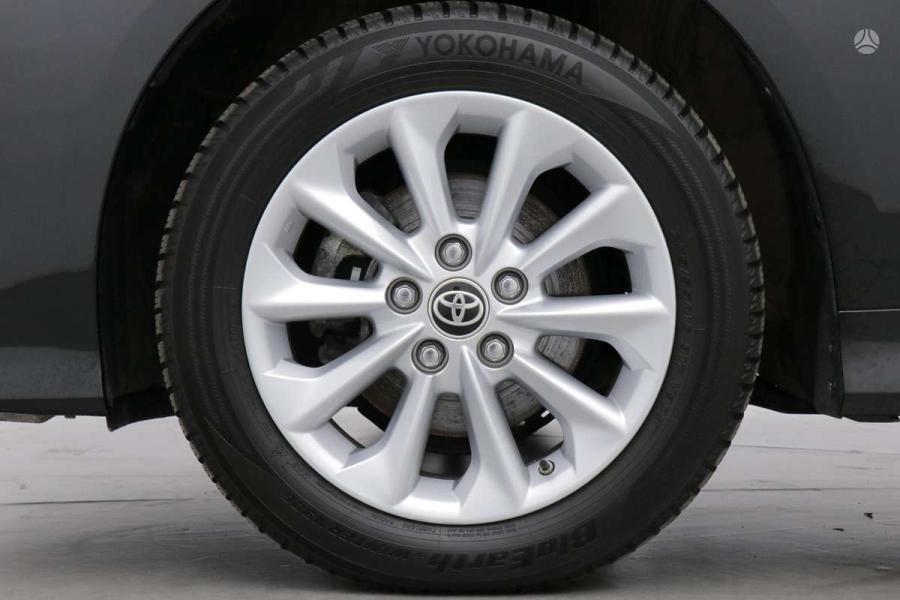 Melns Toyota Corolla 2022 Viļņa, ar dzinēja tilpumu 1.80 L un nobraukumu 85 tūkst. km par 23500 €, foto 17 vietnē AUTOMOTO.COM.LV