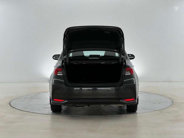 Melns Toyota Corolla 2022 Viļņa, ar dzinēja tilpumu 1.80 L un nobraukumu 156 tūkst. km par 17900 €, foto 10 vietnē AUTOMOTO.COM.LV