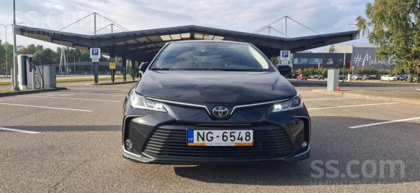 Melns Toyota Corolla 2022 Rīga, ar dzinēja tilpumu 1.50 L un nobraukumu 24 tūkst. km par 17999 €, foto 5 vietnē AUTOMOTO.COM.LV