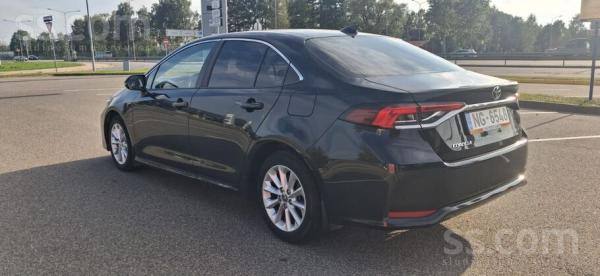 Melns Toyota Corolla 2022 Rīga, ar dzinēja tilpumu 1.50 L un nobraukumu 24 tūkst. km par 17999 €, foto 6 vietnē AUTOMOTO.COM.LV