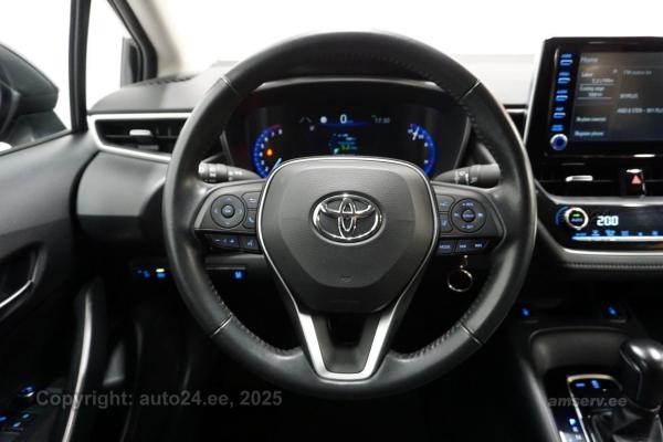 Black Toyota Corolla 2023 in Tartu, with an engine capacity of 1.50 L and mileage of 41 thousand km for 20990 €, photo 11 on AUTOMOTO.COM.LV