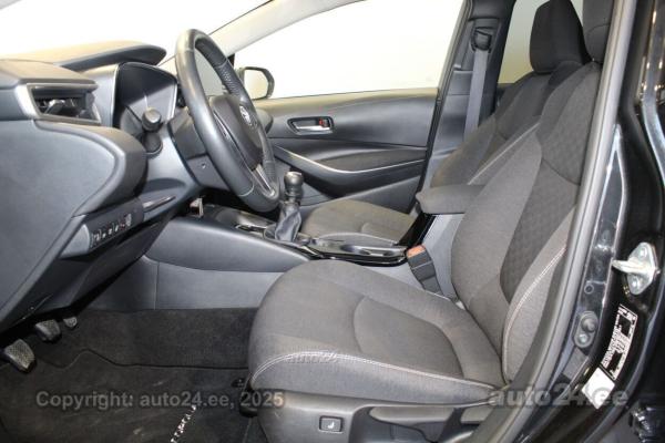 Melns Toyota Corolla 2023 Tallina, ar dzinēja tilpumu 1.50 L un nobraukumu 36 tūkst. km par 16990 €, foto 11 vietnē AUTOMOTO.COM.LV