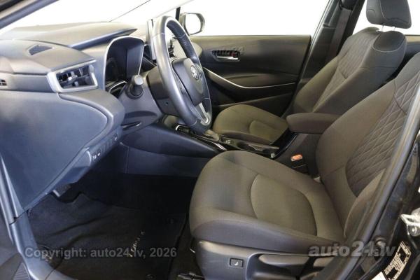 Melns Toyota Corolla 2023 Tallina, ar dzinēja tilpumu 1.49 L un nobraukumu 60 tūkst. km par 17900 €, foto 11 vietnē AUTOMOTO.COM.LV