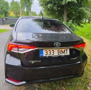 Black Toyota Corolla 2023 in Tallinn, with an engine capacity of 1.80 L and mileage of 47 thousand km for 25499 €, photo 5 on AUTOMOTO.COM.LV