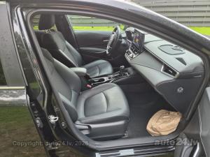 Black Toyota Corolla 2023 in Tallinn, with an engine capacity of 1.80 L and mileage of 47 thousand km for 25499 €, photo 9 on AUTOMOTO.COM.LV
