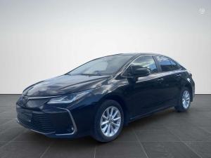 Melns Toyota Corolla 2023 Telšiai, ar dzinēja tilpumu 1.80 L un nobraukumu 11 tūkst. km par 20500 €, foto  vietnē AUTOMOTO.COM.LV