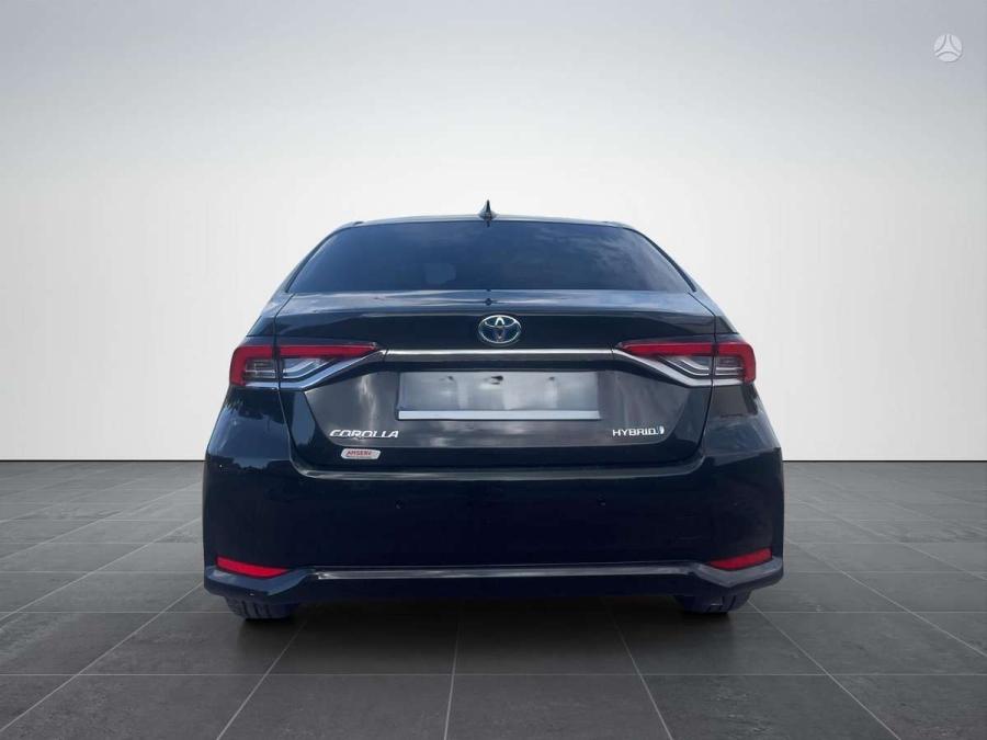 Melns Toyota Corolla 2023 Telšiai, ar dzinēja tilpumu 1.80 L un nobraukumu 11 tūkst. km par 20500 €, foto 7 vietnē AUTOMOTO.COM.LV