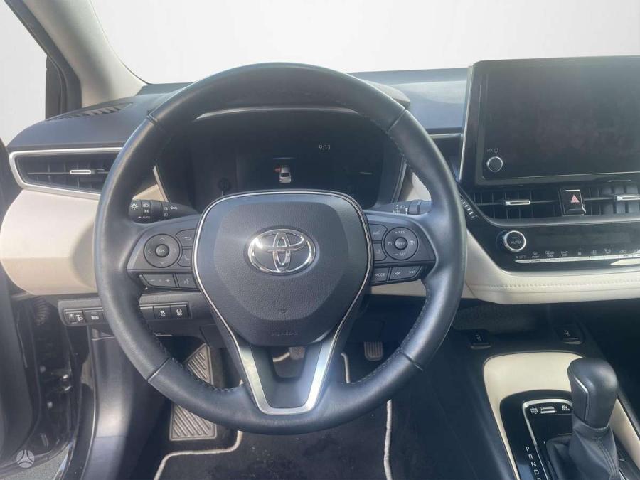 Melns Toyota Corolla 2023 Telšiai, ar dzinēja tilpumu 1.80 L un nobraukumu 11 tūkst. km par 20500 €, foto 22 vietnē AUTOMOTO.COM.LV