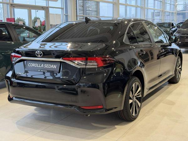 Melns Toyota Corolla 2026 Panevēža, ar dzinēja tilpumu 1.80 L un nobraukumu 1 tūkst. km par 27990 €, foto 4 vietnē AUTOMOTO.COM.LV