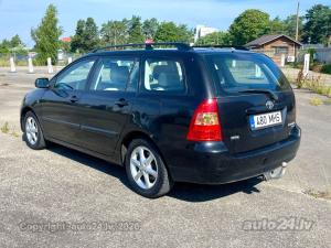 Melns Toyota Corolla 2005 Tallina, ar dzinēja tilpumu 2.00 L un nobraukumu 312 tūkst. km par 2750 €, foto 3 vietnē AUTOMOTO.COM.LV