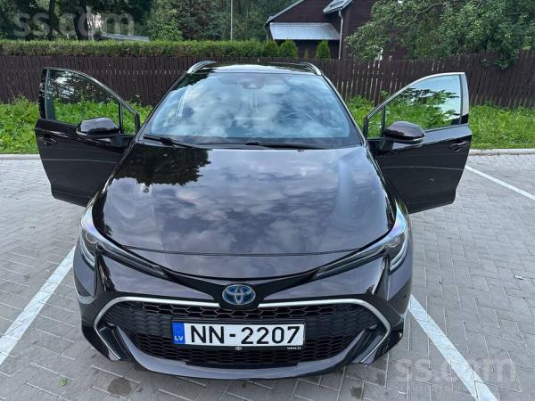 Melns Toyota Corolla 2019 Rīga, ar dzinēja tilpumu 1.80 L un nobraukumu 127 tūkst. km par 17500 €, foto 5 vietnē AUTOMOTO.COM.LV