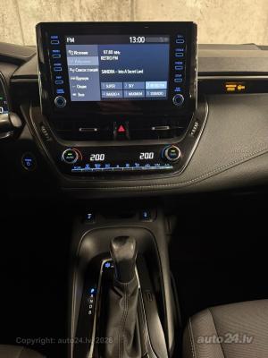 Melns Toyota Corolla 2019 Tallina, ar dzinēja tilpumu 1.80 L un nobraukumu 277 tūkst. km par 10500 €, foto 9 vietnē AUTOMOTO.COM.LV