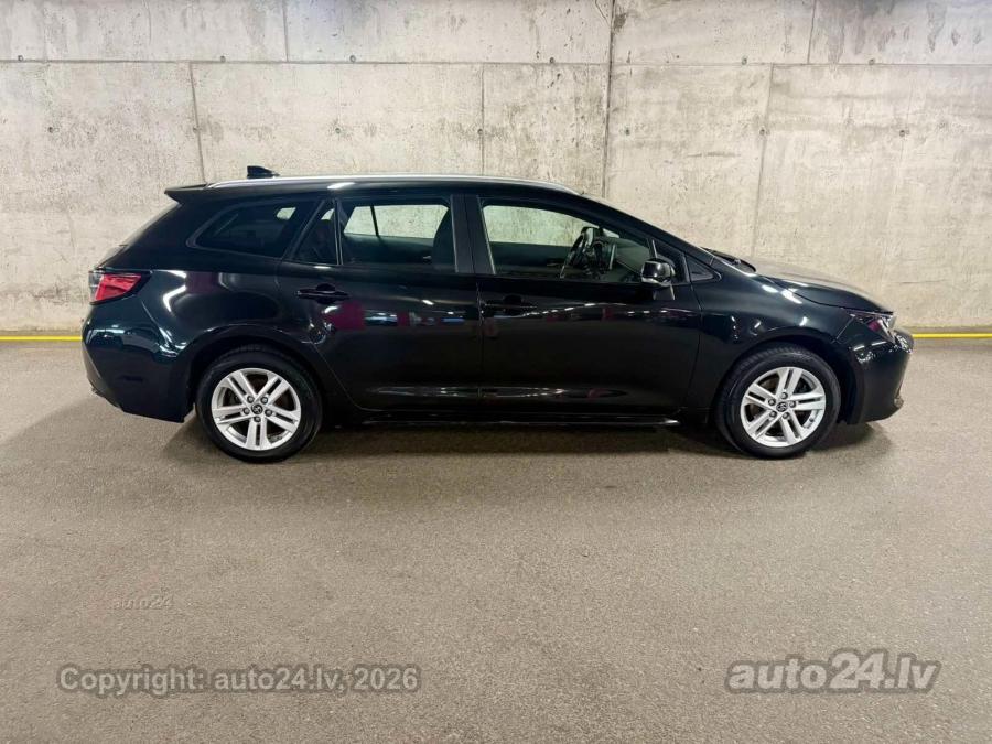 Melns Toyota Corolla 2019 Tallina, ar dzinēja tilpumu 1.80 L un nobraukumu 277 tūkst. km par 10500 €, foto 16 vietnē AUTOMOTO.COM.LV