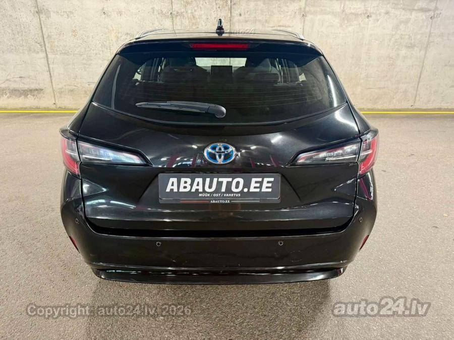 Melns Toyota Corolla 2019 Tallina, ar dzinēja tilpumu 1.80 L un nobraukumu 277 tūkst. km par 10500 €, foto 18 vietnē AUTOMOTO.COM.LV