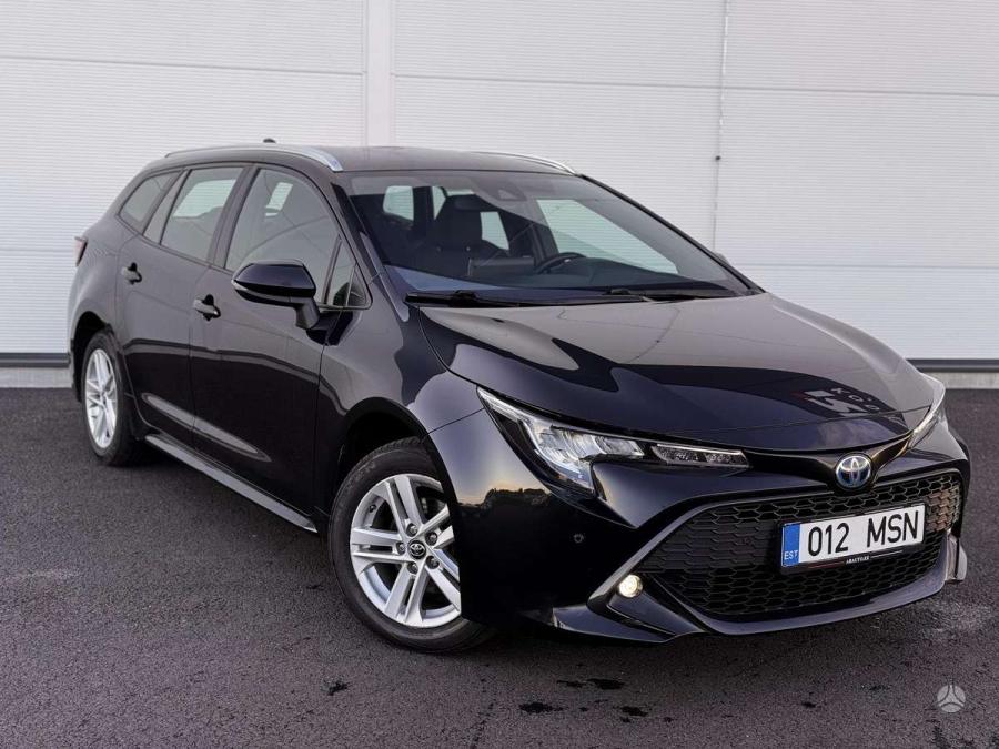 Melns Toyota Corolla 2019 Tallina, ar dzinēja tilpumu 1.80 L un nobraukumu 277 tūkst. km par 11990 €, foto 4 vietnē AUTOMOTO.COM.LV